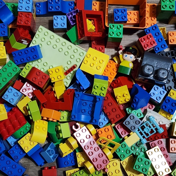 Lego | Toys | Lego Duplo Deluxe Starter Set Vehiclefigure Pieces Brick ...